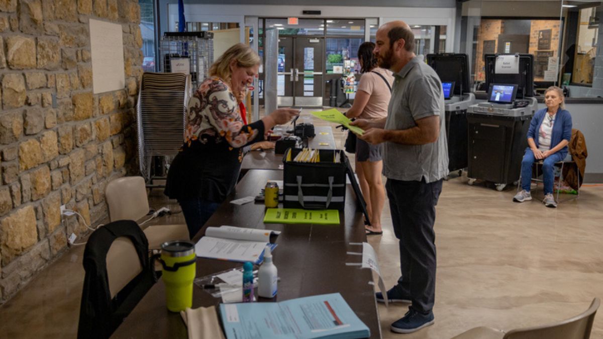 Can election office spending boost Kansas voter turnout?