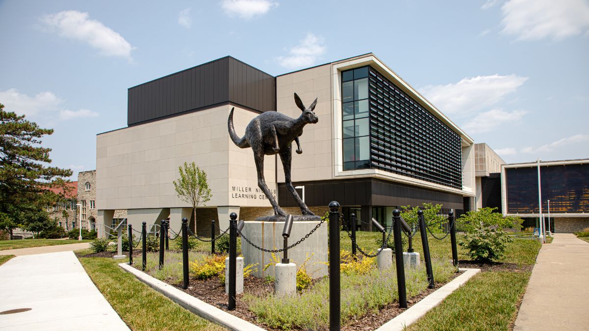 Why some UMKC jobs pay less than minimum wage - Beacon: Kansas City